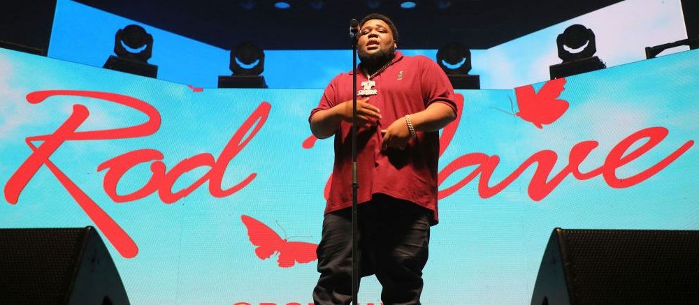 Rod Wave Took A Tumble When His Stage Collapsed At A Halloween Concert ...