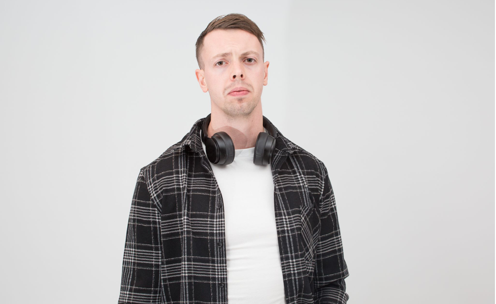 Joe Radio Shares Playful New Single ‘Who Knew’