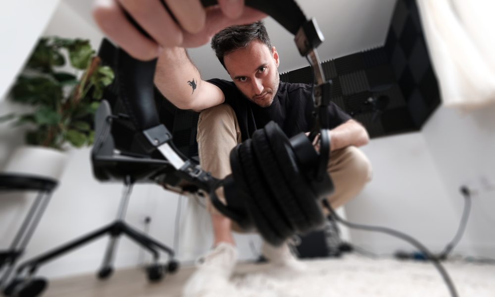 See How Takes the Electronic Pop Scene by Storm with A Fascinating ...
