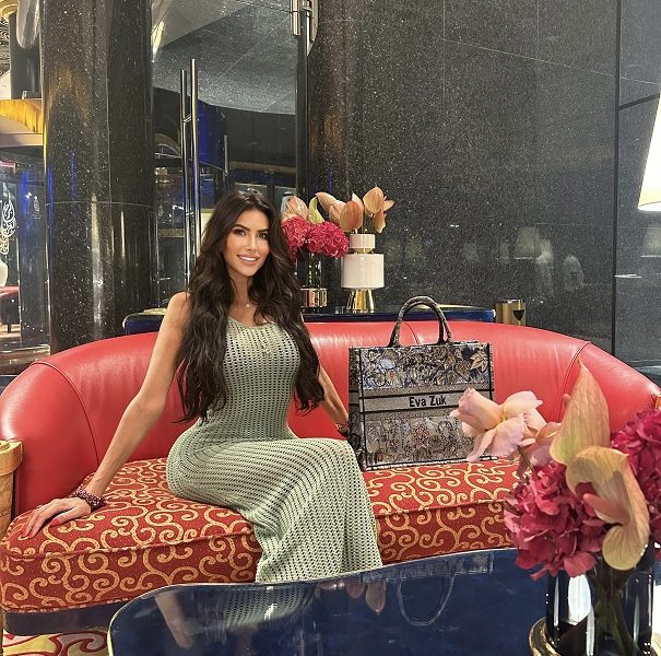 Eva Zuk: Striking Beauty and Charismatic Influencer on Every Glossy Page