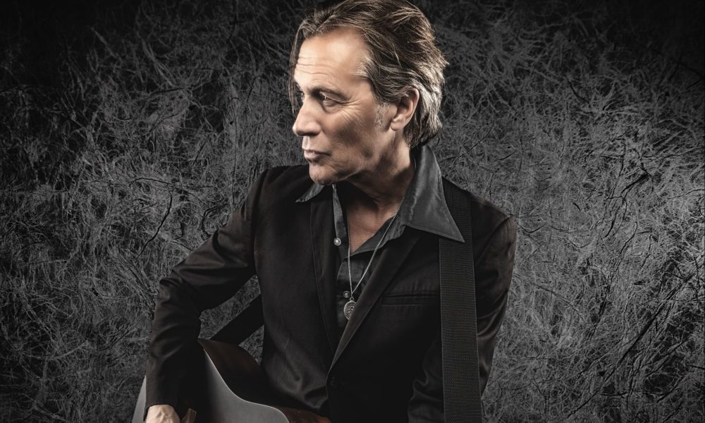 Singer/Songwriter Robert LaRoche Releases New Music