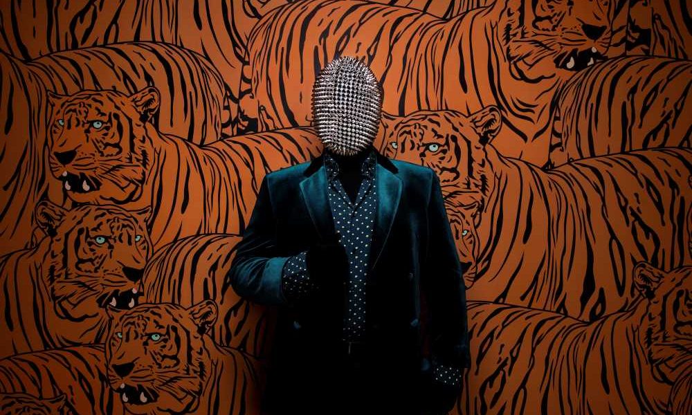 Benedict Sinister has released his latest track, "Only Sixteen"