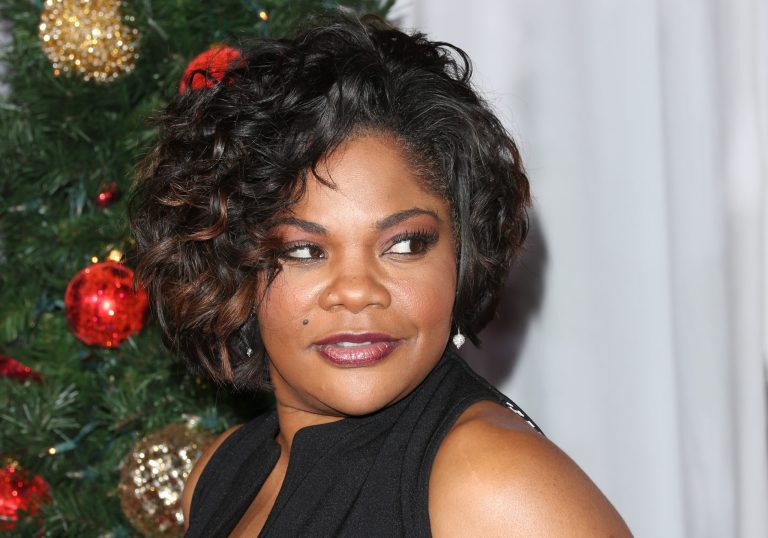Mo'Nique Steals the Spotlight on Dark Matter Tour, From Explosive Oprah ...