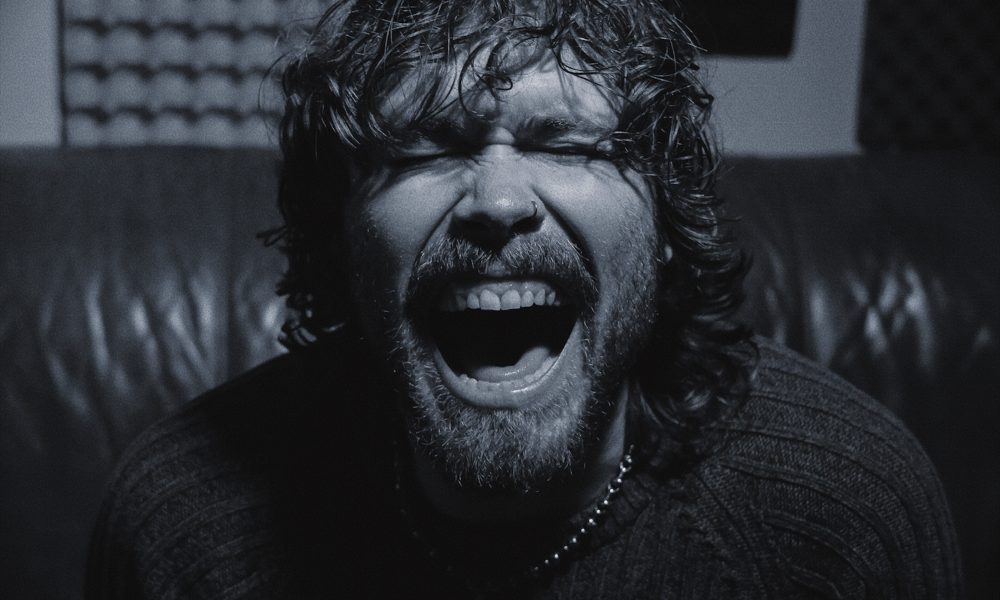 Stammer’s “Even Angels”, A Sonic Journey from Light to Shadow