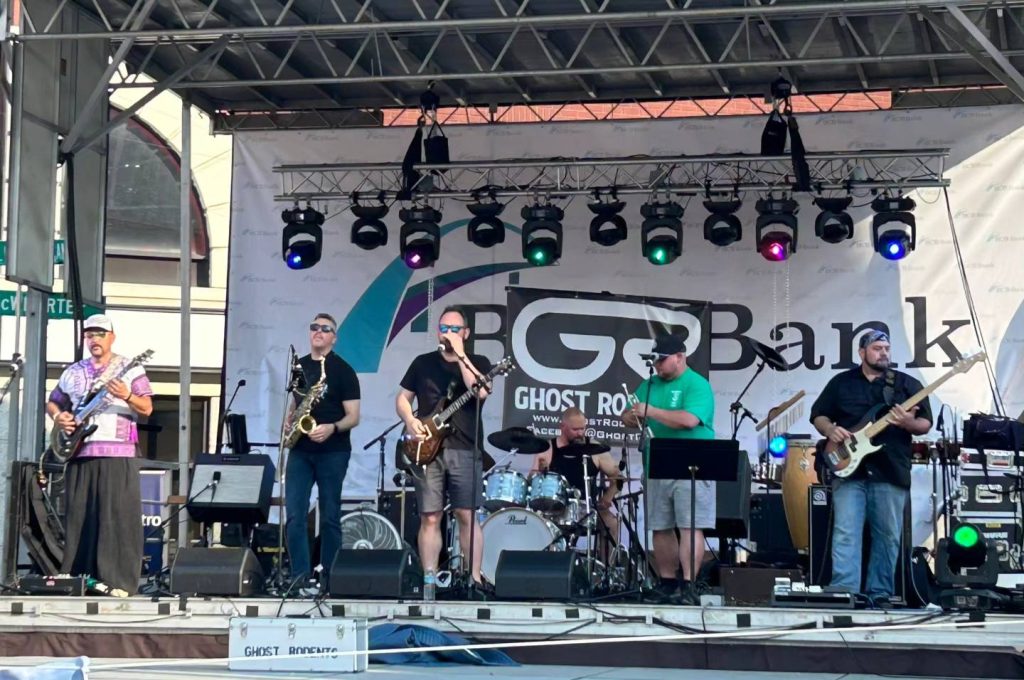 Tim Qualls shares his latest alt-pop single, "History" | Honk Magazine