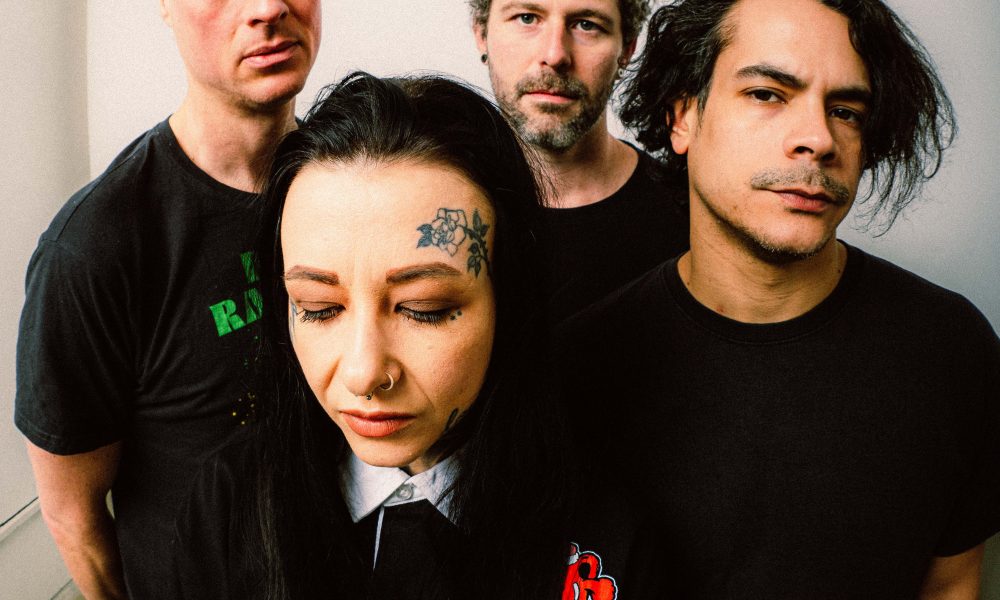 Le Rox sparks the chaos within with fiery new single "Suffocater"